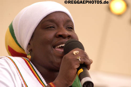 Queen Omega - reggaeville.com