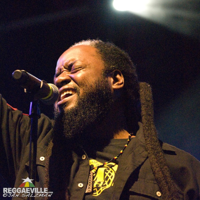 Photos: Jemere Morgan in Los Angeles, CA, United States @ El Rey ...