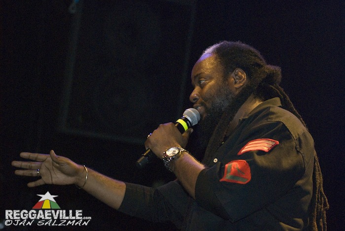 Photos: Jemere Morgan in Los Angeles, CA, United States @ El Rey ...