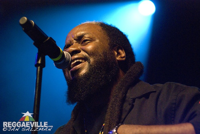 Photos: Jemere Morgan in Los Angeles, CA, United States @ El Rey ...